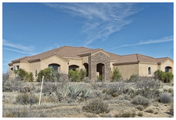 THE TOWN THAT NEVER WAS | NEVER QUITE LOST